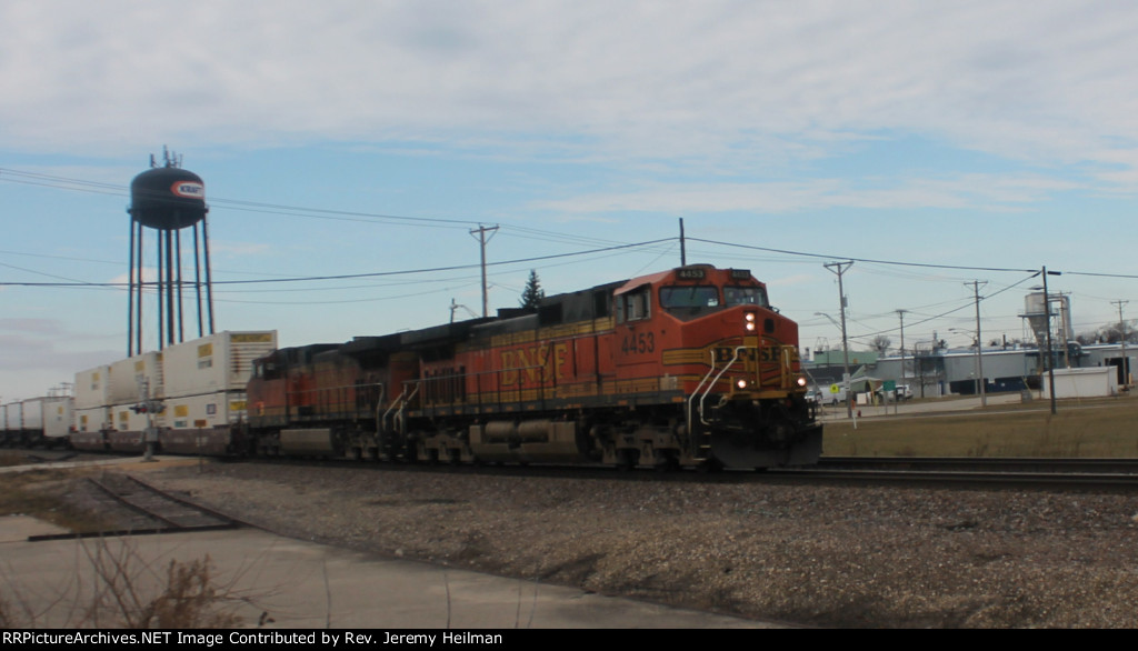 BNSF 4453 & 5688 (1)